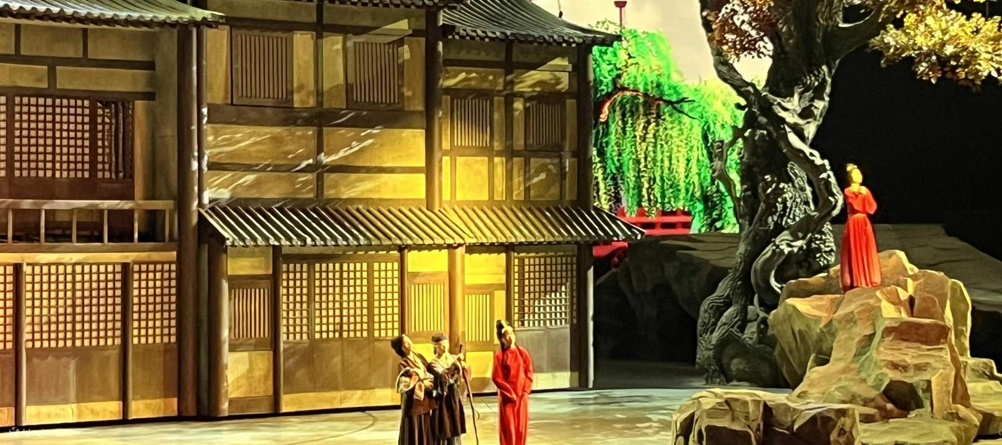 Shaanxi History Museum explanation + "Camel Bell Show" / "Xi'an Eternal ...