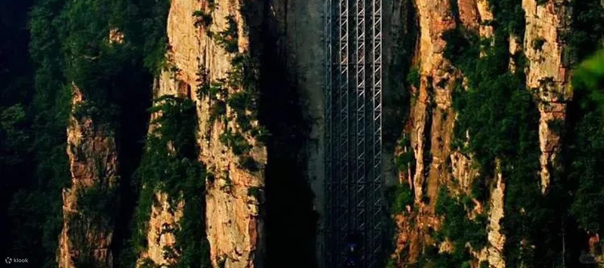 Hunan Zhangjiajie & Ancient Twin Towns Luxury 5-Day Tour (4-Star Hotel ...