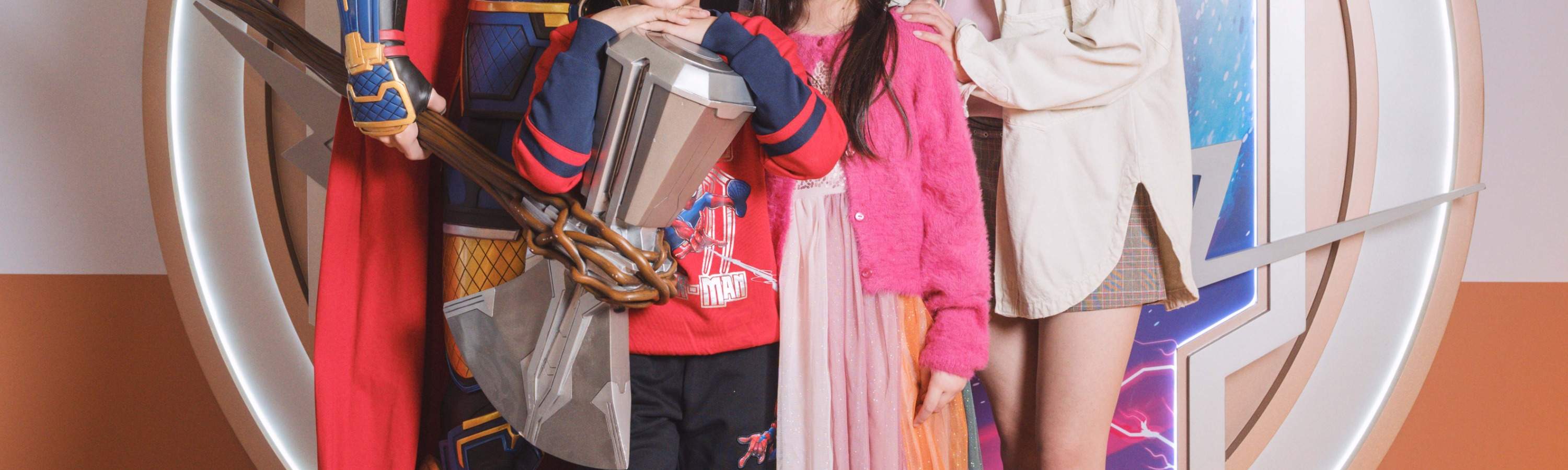 Hub Snap Momen Baik｜Zona Bertema｜Tim Fotografi Profesional - Klook ...