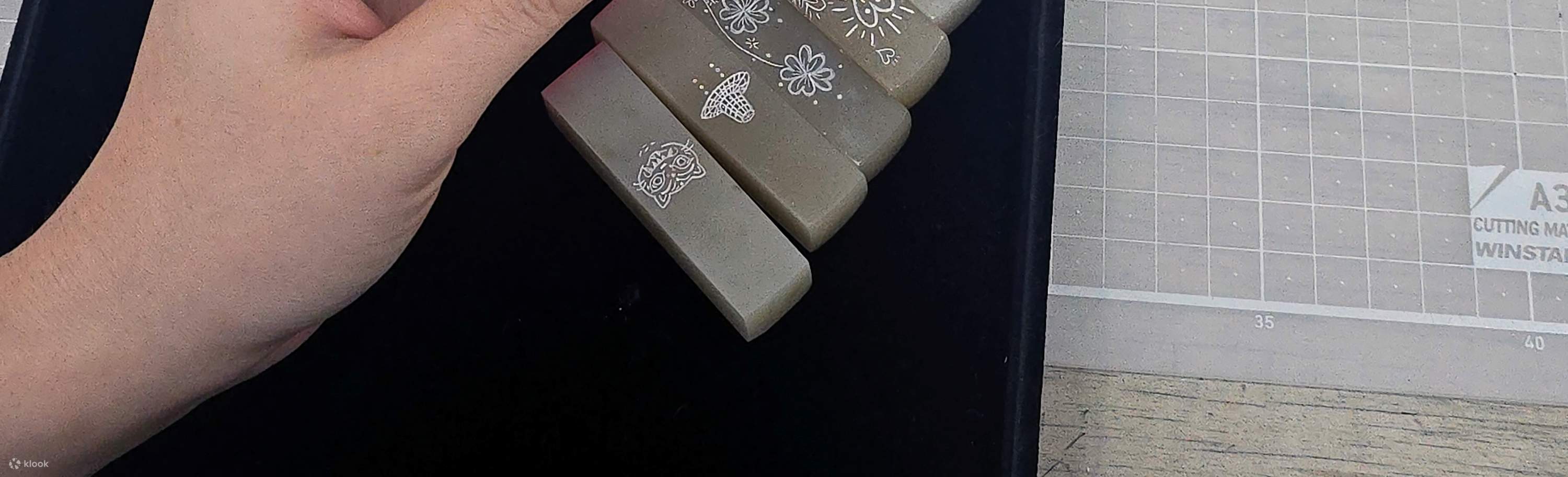 Seoul Euljiro Hand-Engraved Stone Seal Workshop in Korean Alphabet ...