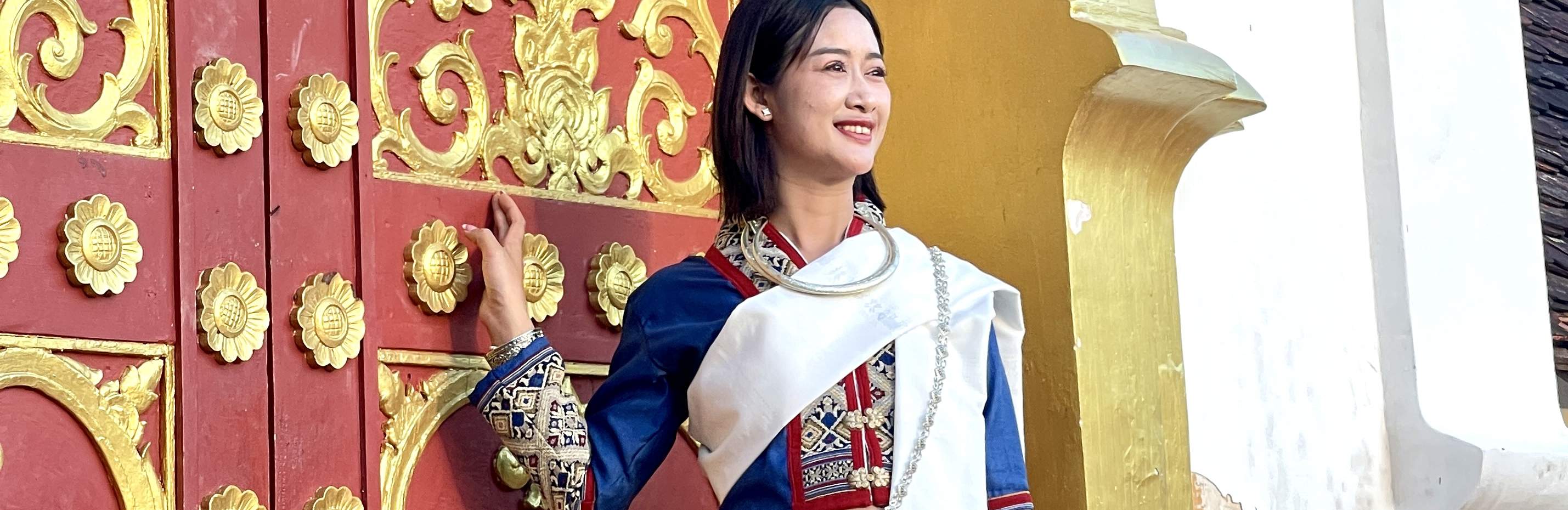 Capture Laos Culture: Traditional Costume Photo Tour in Vientiane - Klook