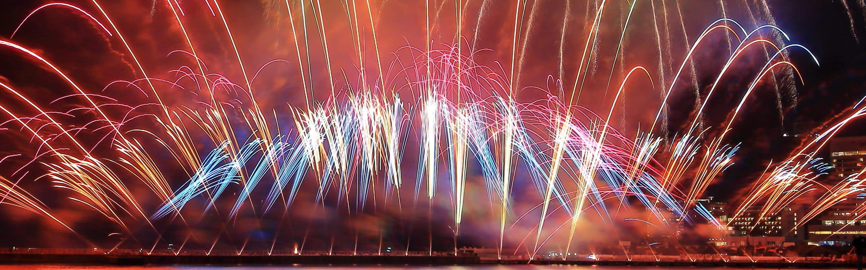 Fireworks only｜Atami Sea Fireworks Festival & Hakone Shrine/Ryuguden ...