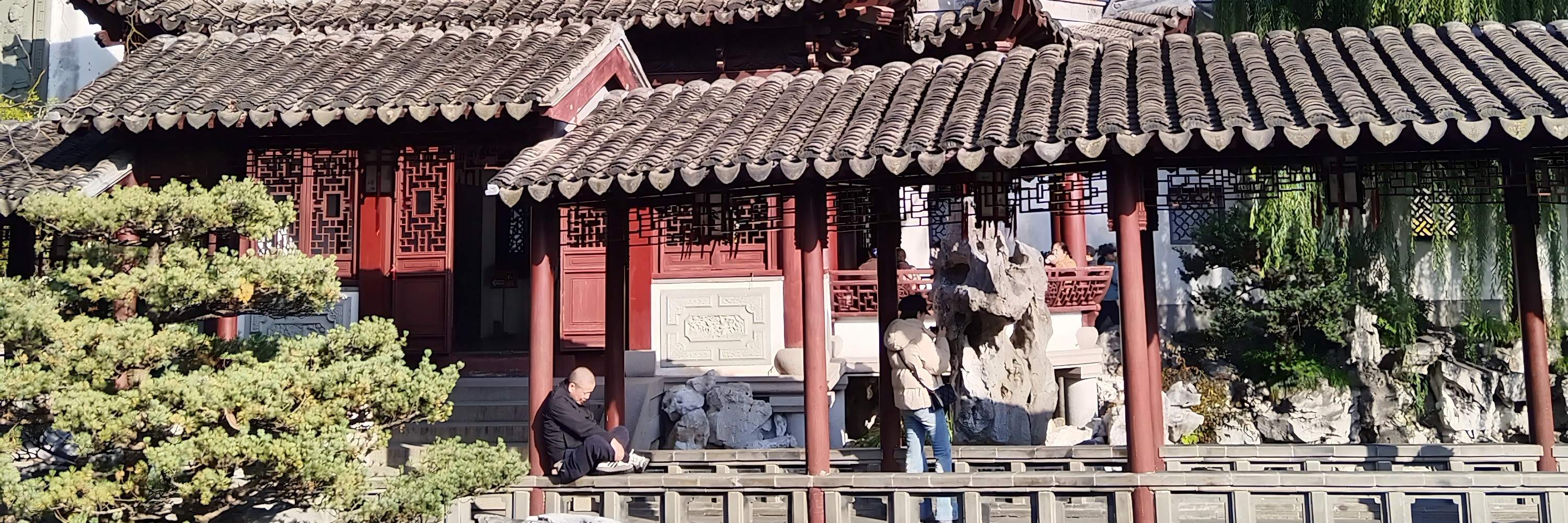 Shanghai Yu Garden Professional Guide + Chinese Tea Experience Tour ...