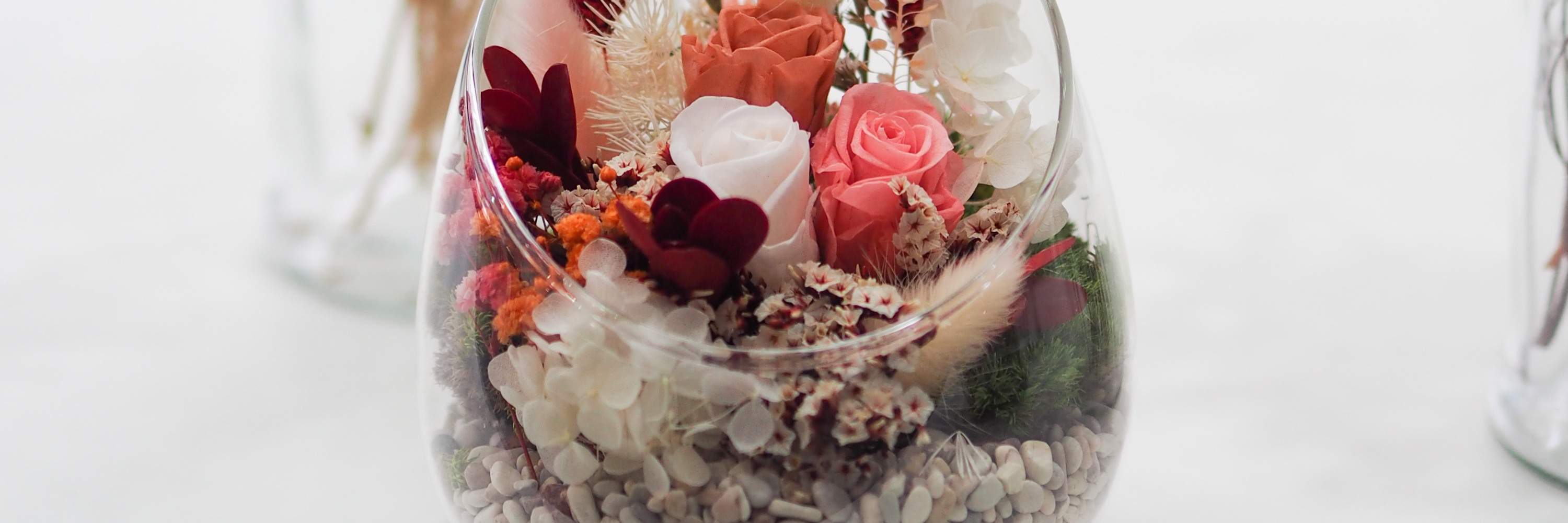 Preserved Flower Dome Workshop in Singapore by J2 Terrarium - Klook