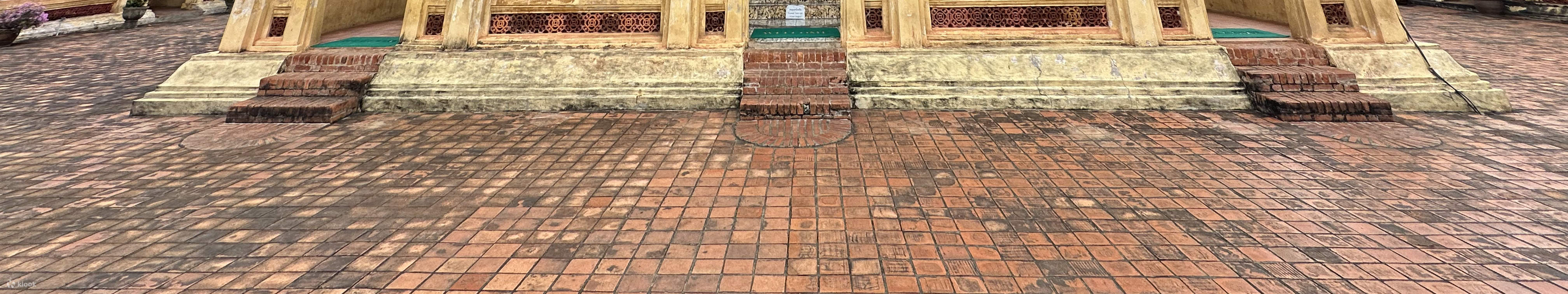 Iconic Vientiane Tour: Explore Buddha Park, Patuxay Monument & Laos ...