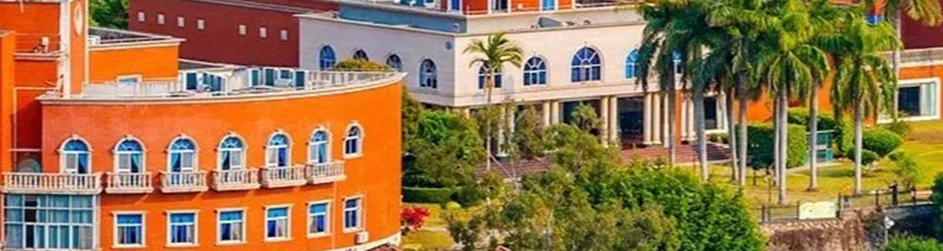 Xiamen Gulangyu Island & Nanputuo Temple 1-Day Tour (Gulangyu Island ...