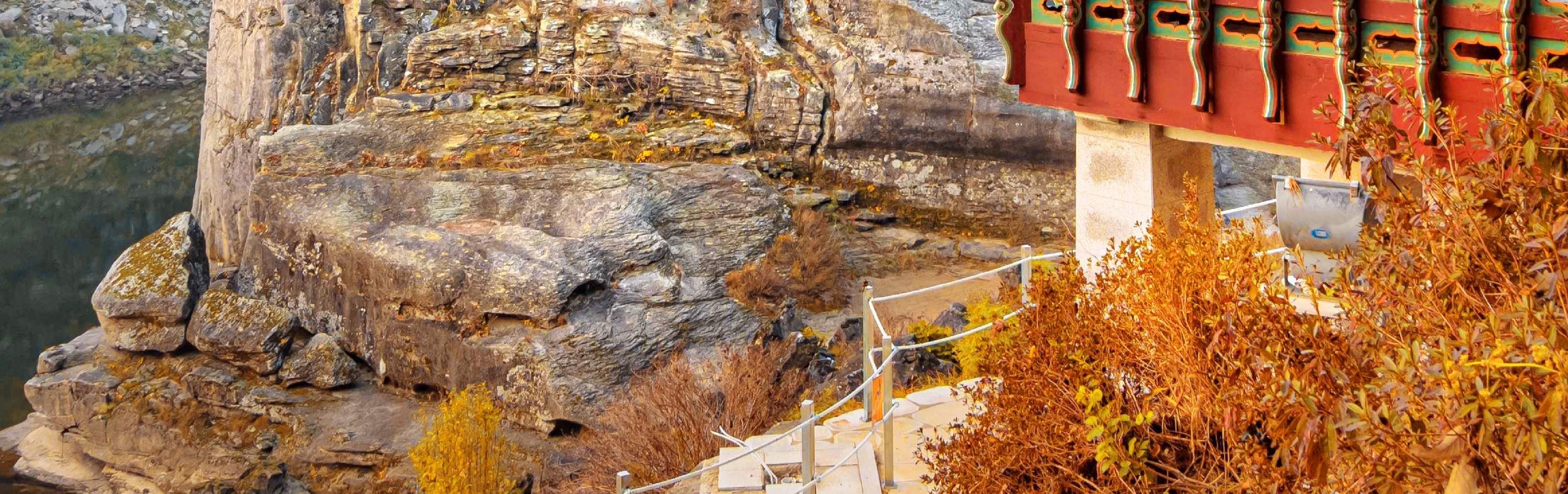 Cheolwon Canyon & Seasonal Hot Attractions One Day Tour - Klook