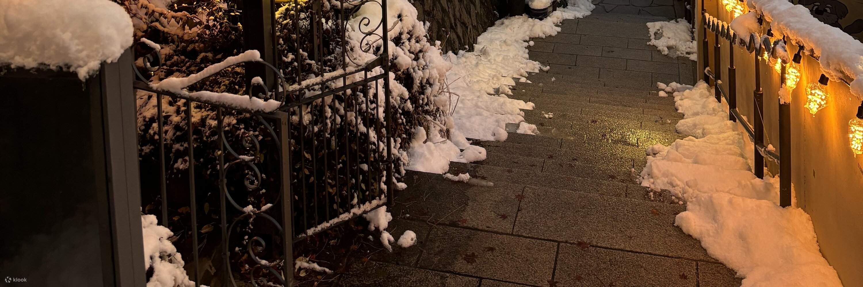 Seoul Guided City Wall Sunset Hike Tour with Korean Dinner - Klook Singapore