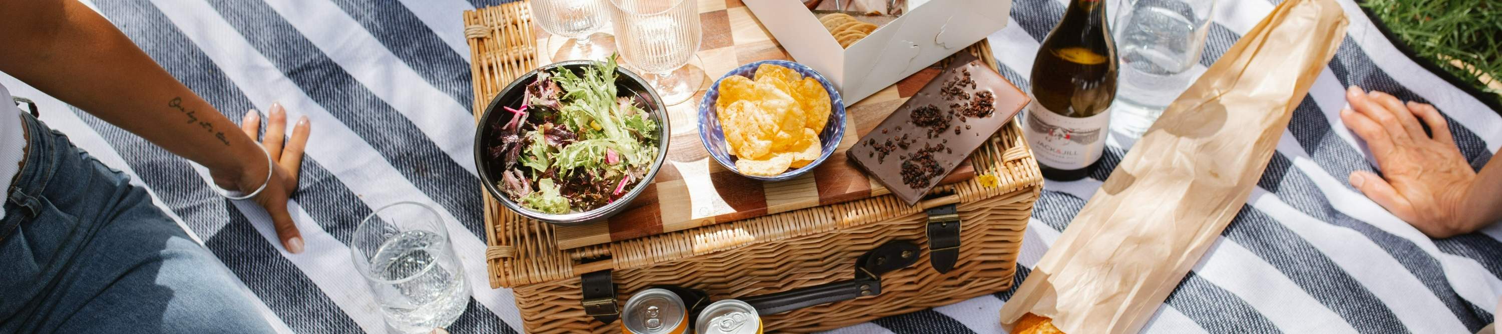 Mystery Picnic in Centennial Park - Klook