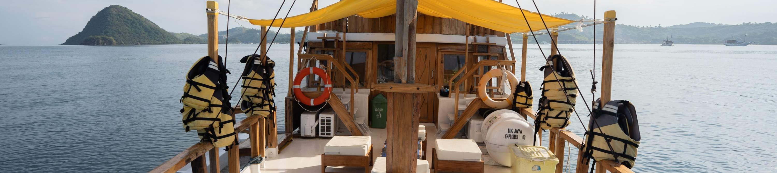 NK Jaya 02 Phinisi Sailing Komodo Liveaboard Labuan Bajo - Klook The ...