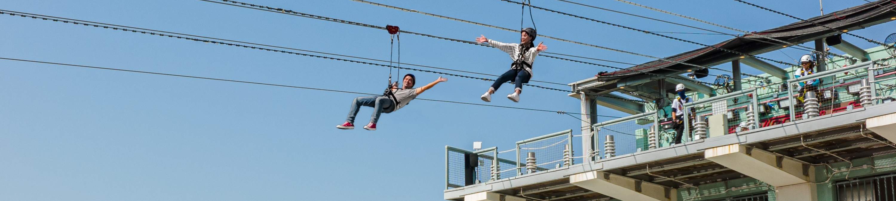「澳门飞索」世界首个沉浸式城市高空滑索娱乐景点 Klook客路