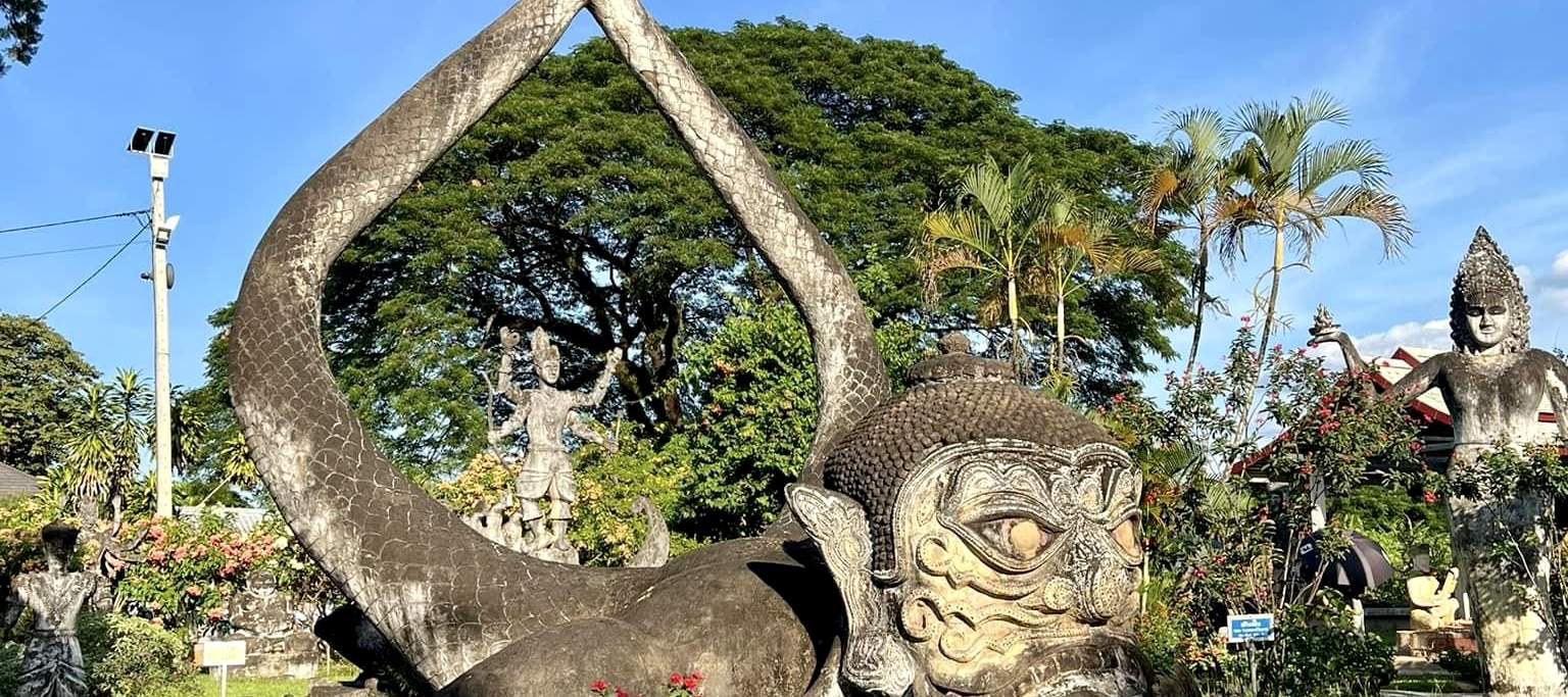 Iconic Vientiane Tour: Explore Buddha Park, Patuxay Monument & Laos ...