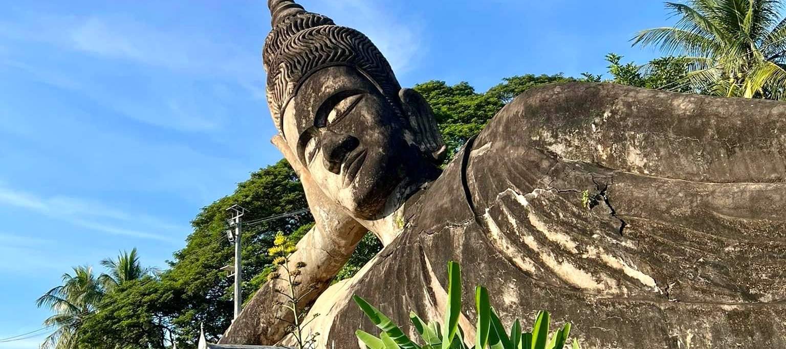 Iconic Vientiane Tour: Explore Buddha Park, Patuxay Monument & Laos ...
