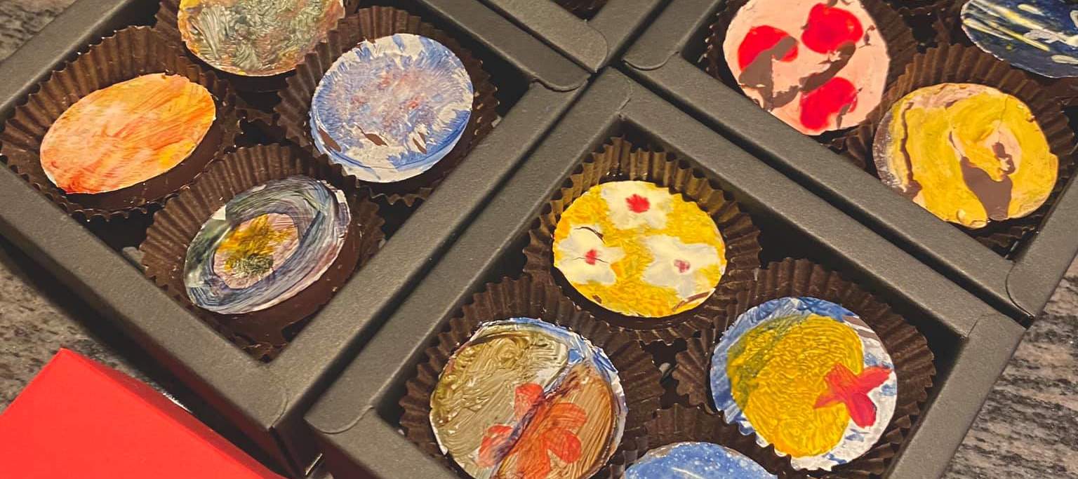 Yilan: Rebirth Chocolate Painted Chocolate DIY Experience - Klook