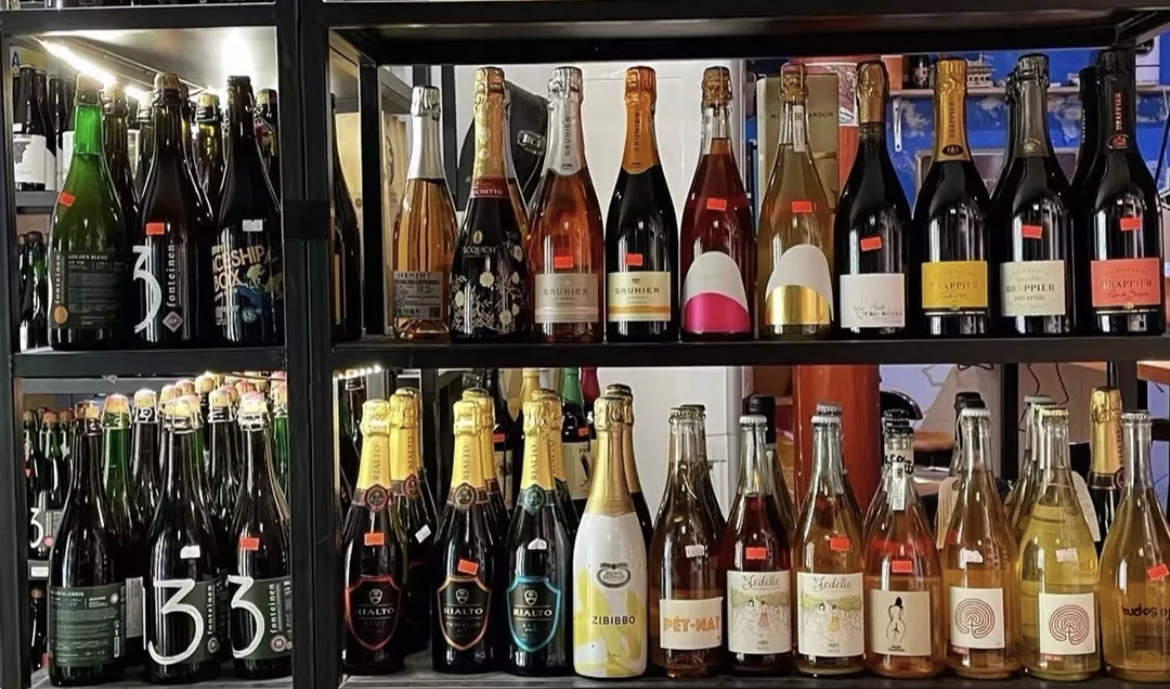 Tipsy Travel: Beijing Hutong Night Exploration Food and Wine Tour ...