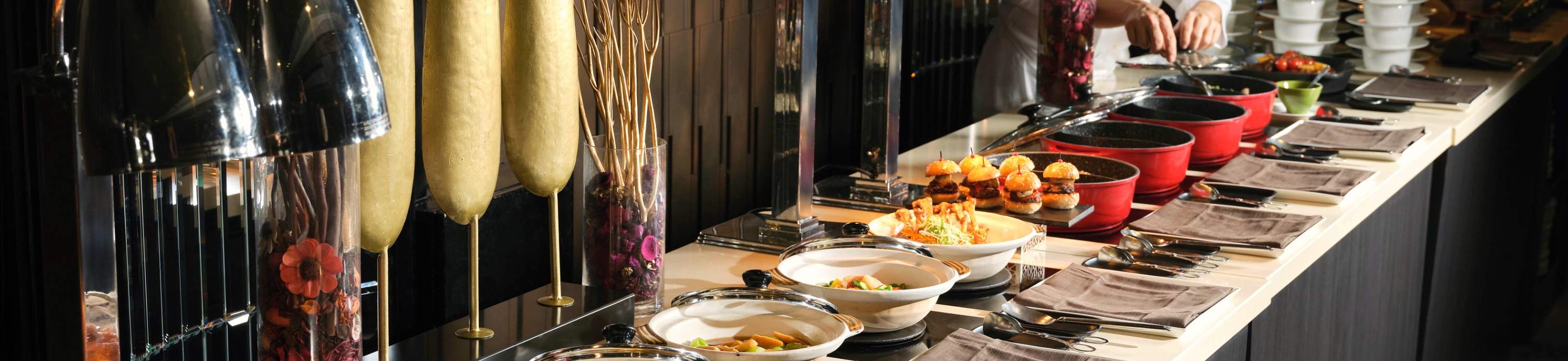 【酒店自助餐優惠2025】The Ritz-Carlton Café 103 自助餐及下午茶 Afternoon Tea - Klook香港