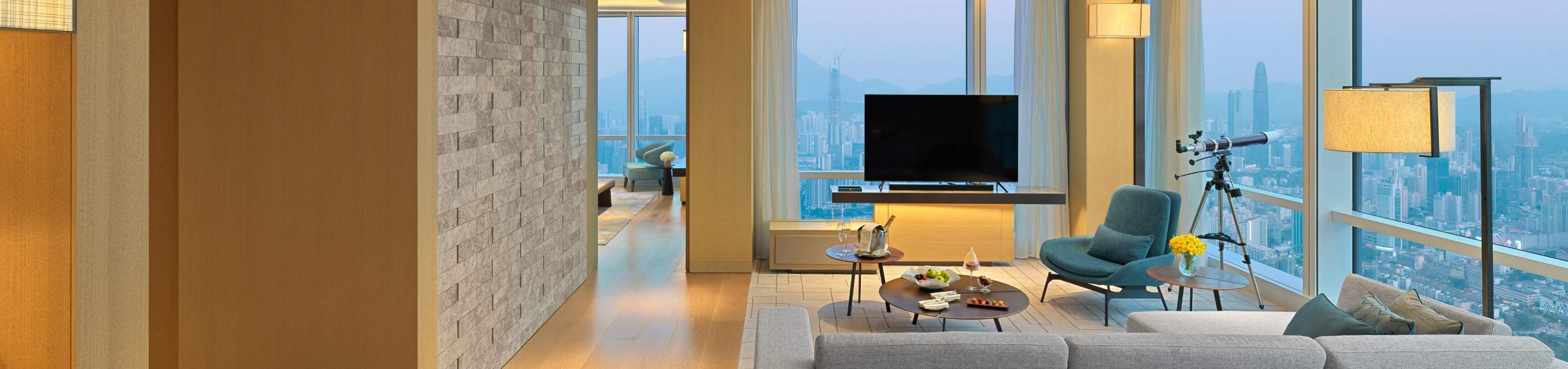 【Near Shenzhen Civic Center】Shenzhen Donghua Mandarin Hotel ...