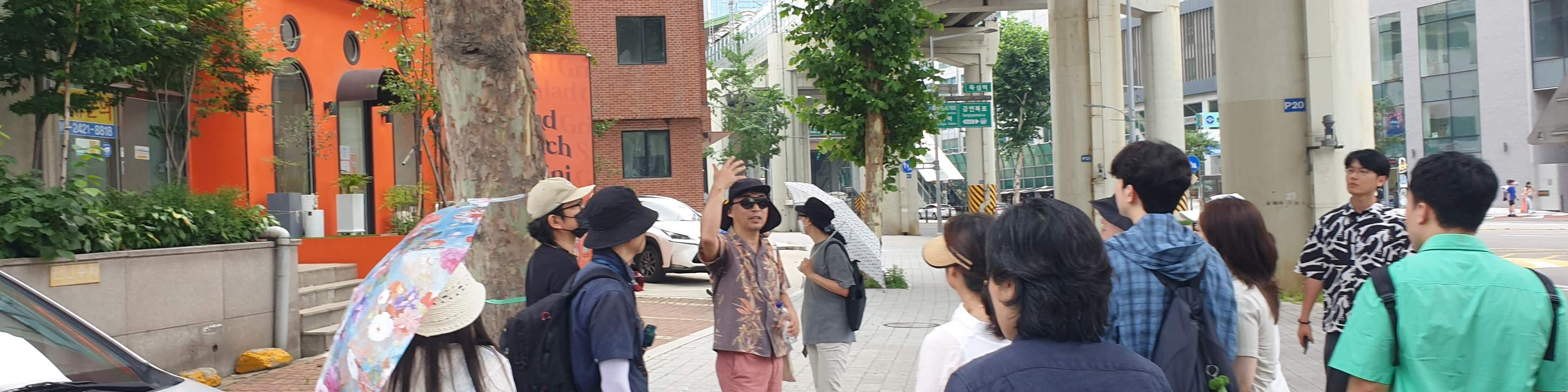 Seoul Walk through Architecture and Urban development Tour - Klook Malaysia