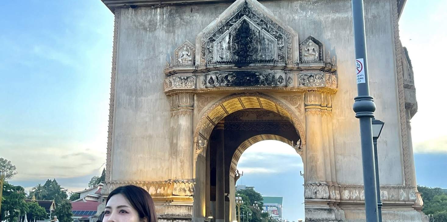 Capture Laos Culture: Traditional Costume Photo Tour in Vientiane - Klook