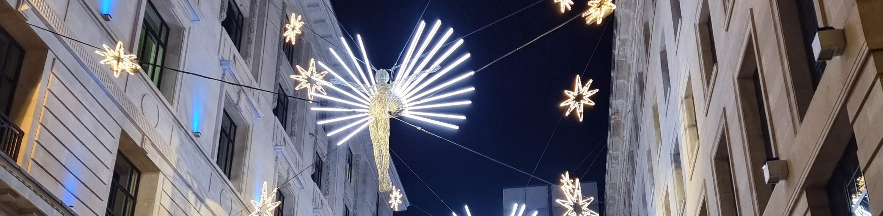 London: Christmas Lights Guided Walking Tour Small Group - Klook Malaysia