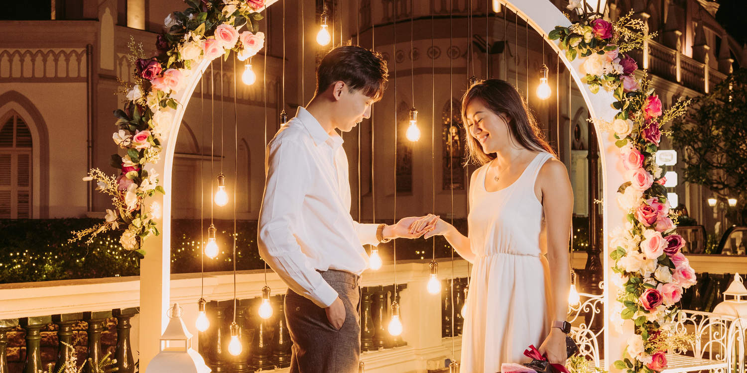 Valentine's Photo Corner and Photoshoot at Chijmes Ticket in Singapore ...