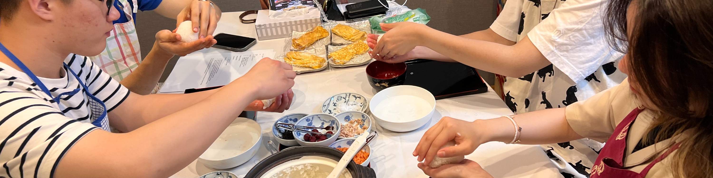 Online reservations for Japanese home cooking classes in the Osaka ...