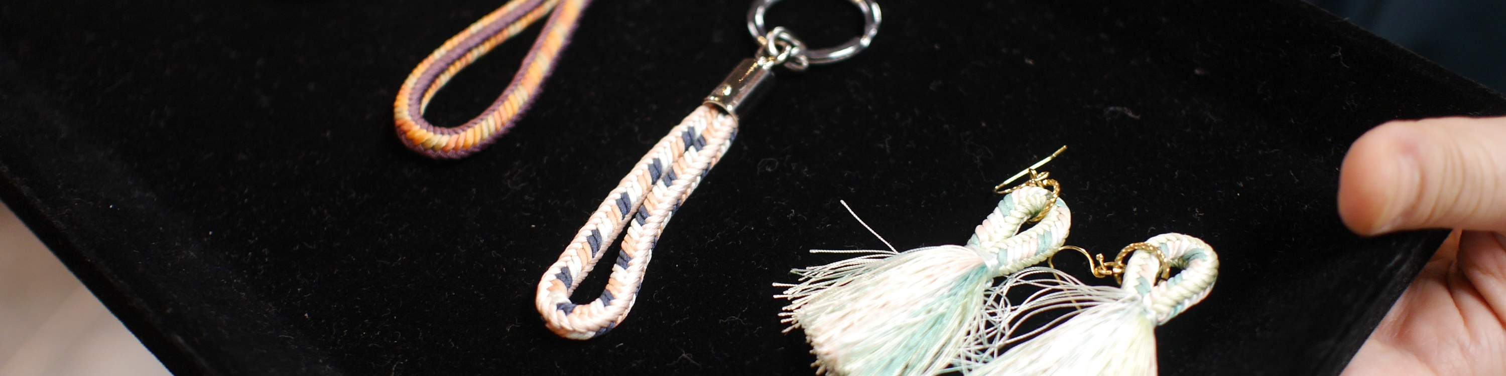 Kumihimo Workshop at a Historic 370-Year-Old Braiding Shop in Tokyo - Klook