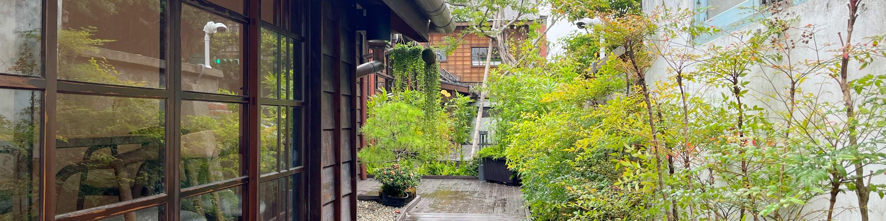 Taipei LOHAS Day Tour by Bike, Metro and Walking - Klook