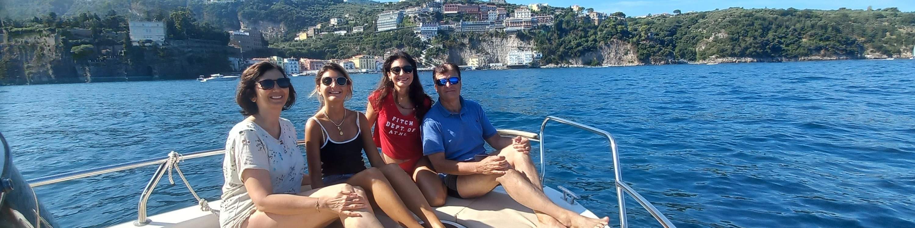 นักดำน้ำ SSI Open Water จาก Torre Annunziata พร้อมการดำน้ำด้วยเรือ Sirene - Klook ประเทศไทย