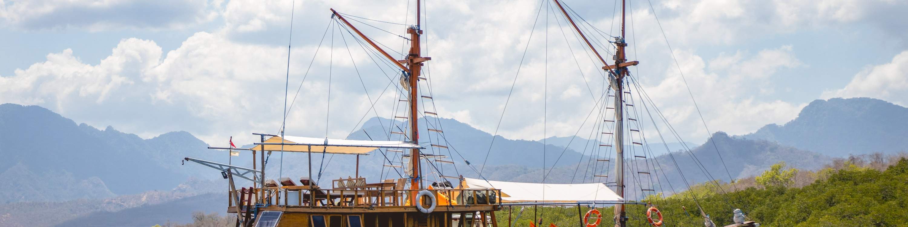 Sunset Cruise with Phinisi or Yacht Boat at Plataran Menjangan Bali - Klook