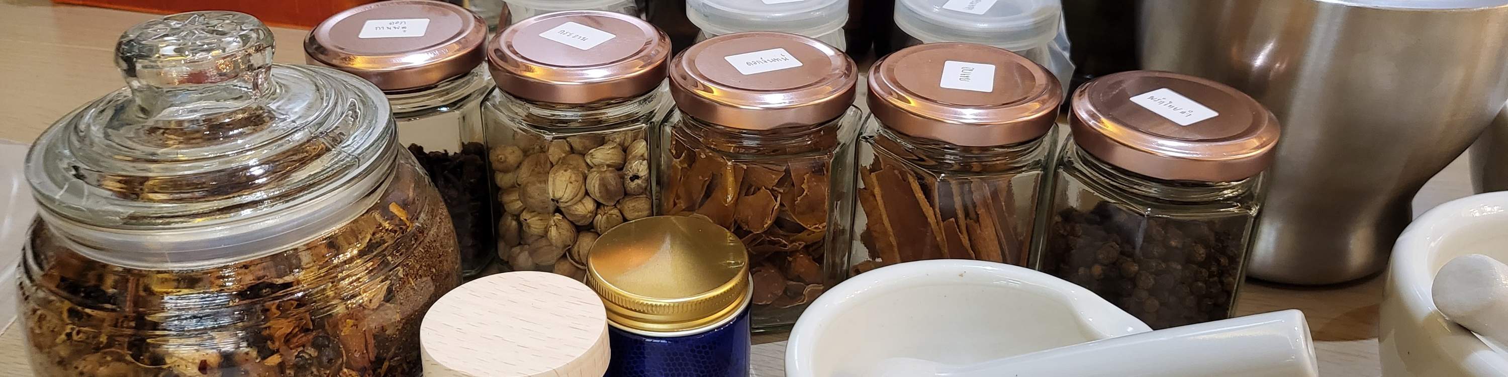 Traditional Thai Herb Inhaler (Yadom) & Diffuser Workshop in Bangko - Klook