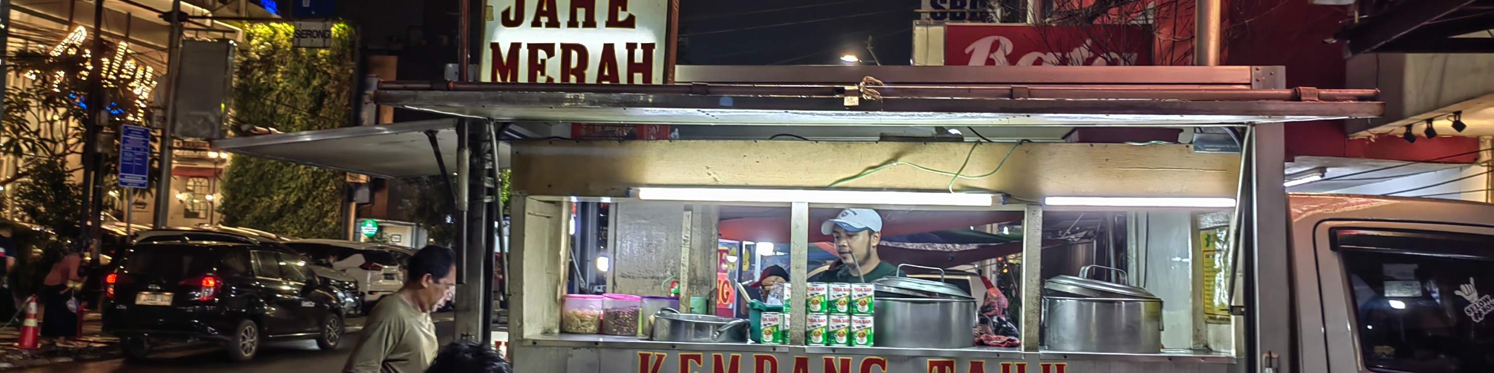 สัมผัสประสบการณ์ร้านอาหารสตรีทฟู้ดจากจาการ์ตาด้วยรถไฟฟ้า MRT - Klook ประเทศไทย