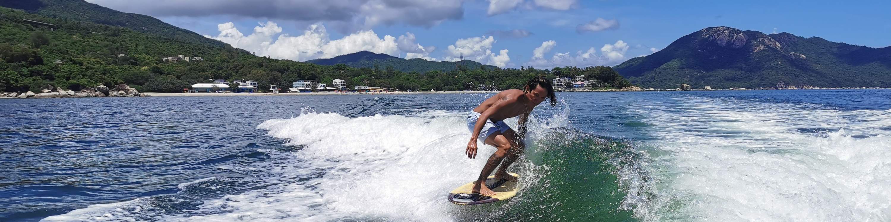 Raro Wakesurf nell'isola di Lantau! Diretto a bordo da Cheung Sha ...
