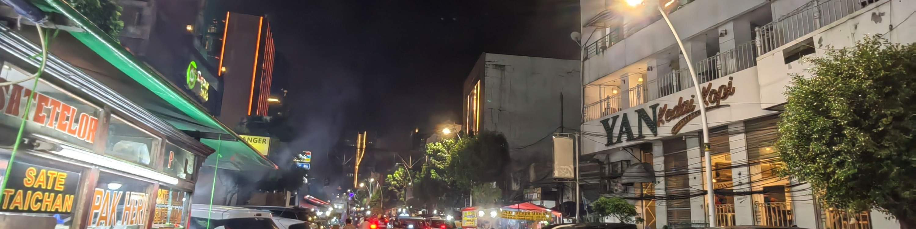 Jakarta Night Tour : Guided Sightseeing & Street Food Experience ...