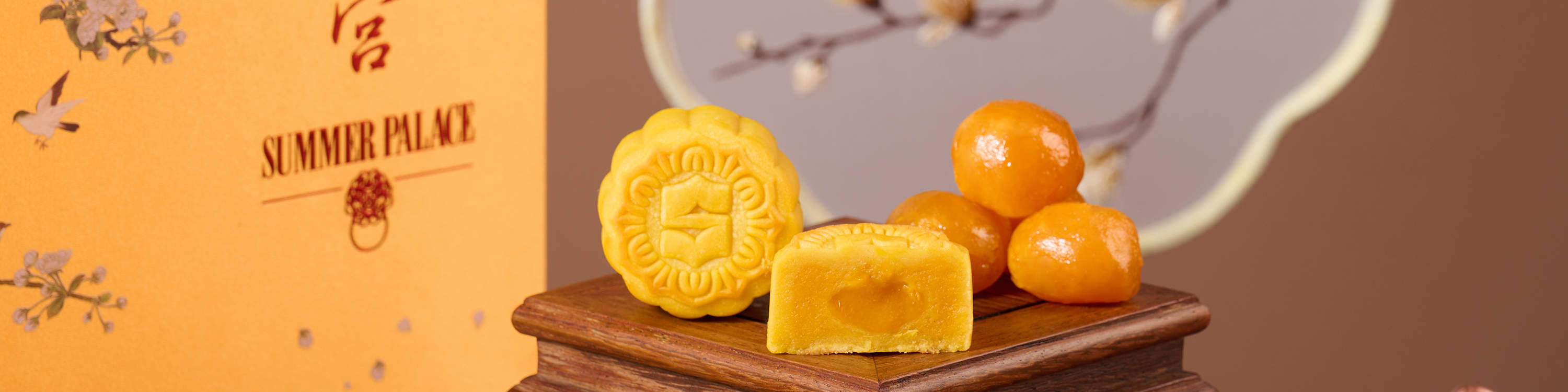 Island Shangri-La, Hong Kong Mooncake offer | Summer Palace Musang King ...