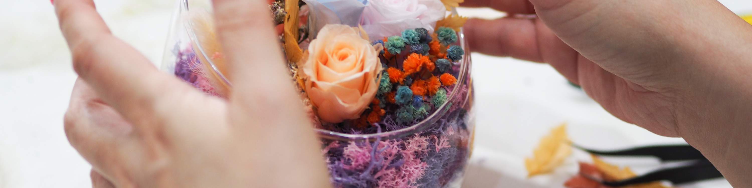 Preserved Flower Dome Workshop in Singapore by J2 Terrarium - Klook