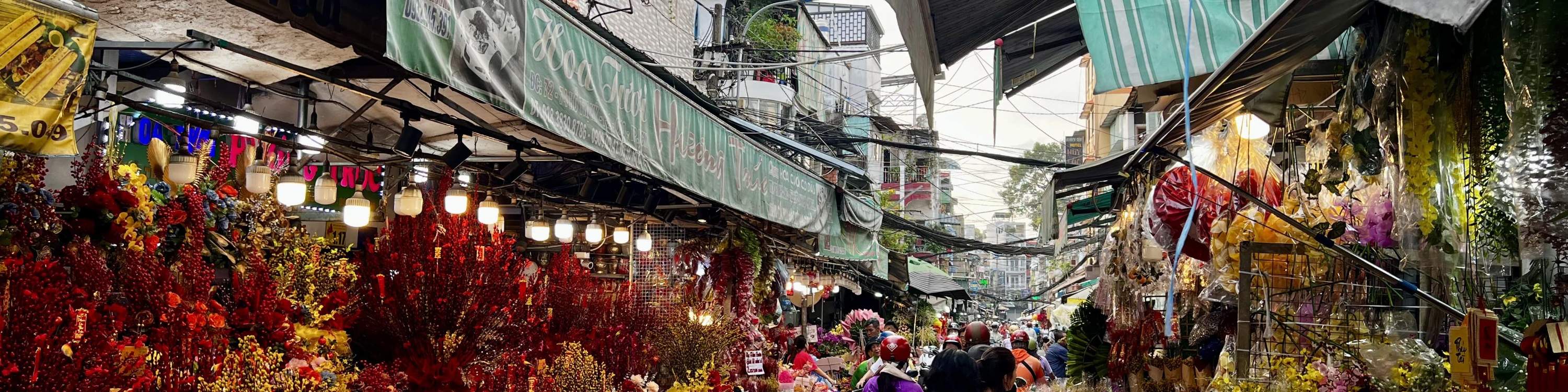 Khám phá Sài Gòn - Nửa ngày trải nghiệm cuộc sống địa phương - Klook Việt Nam