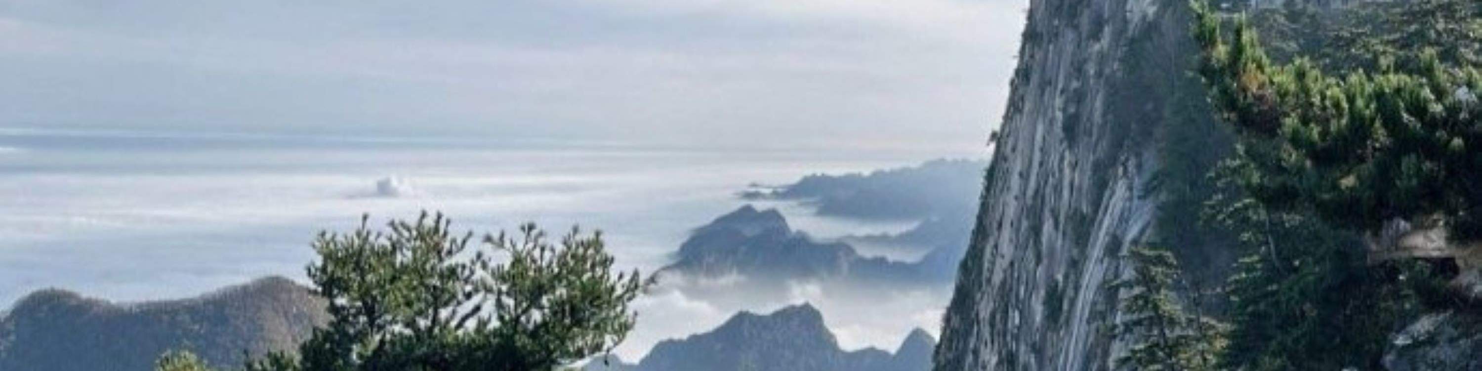 One Day Trip to Mount Huashan, Xi'an, Shaanxi (One of China's Five ...