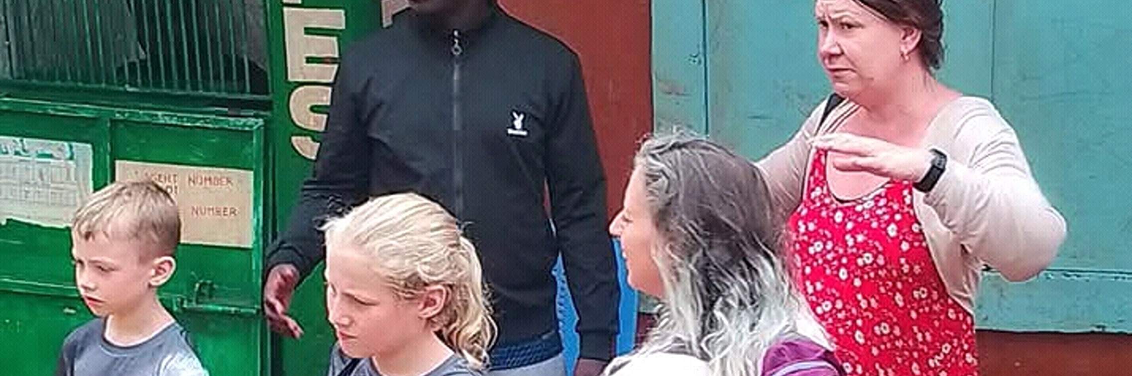 Nairobi: Kibera Slum Walking Tour And Lunch At Carnivore. - Klook Hong Kong