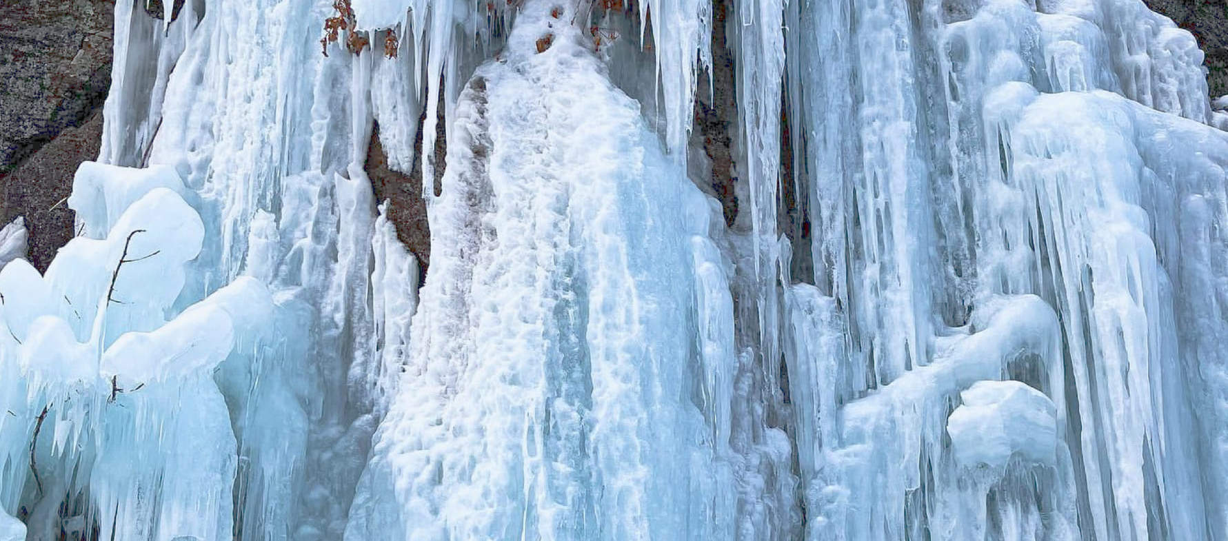 Cheongsong Huge Ice Valley and Pohang Roller Coaster Space Walk Tour ...