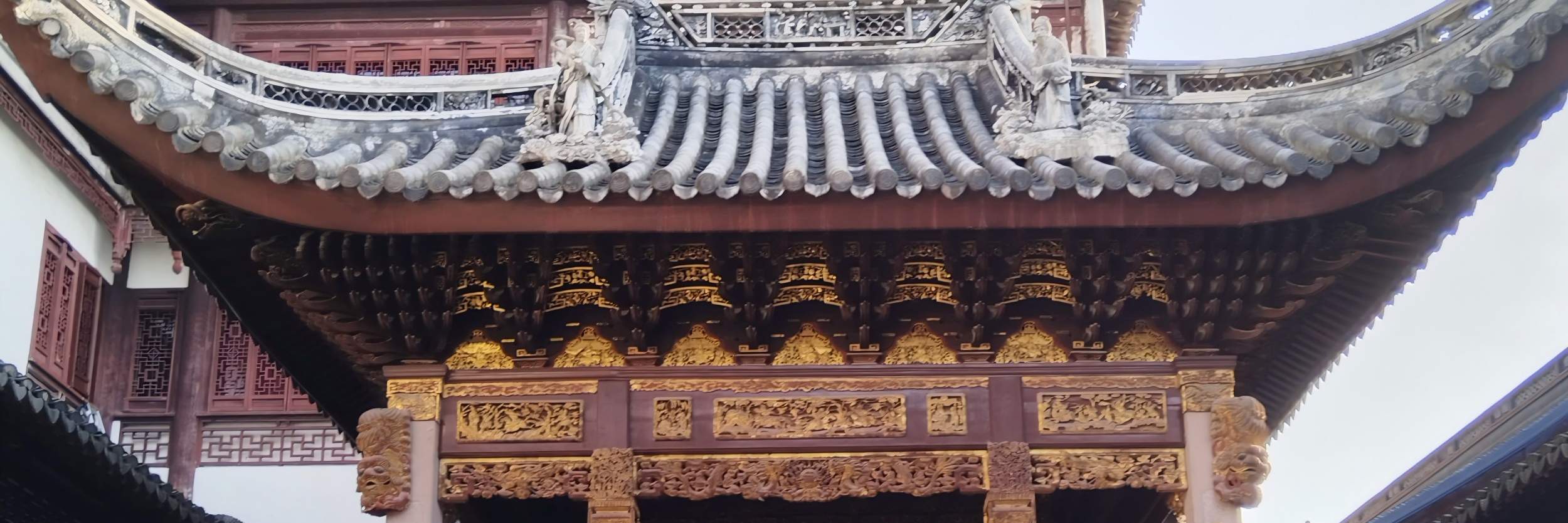 Shanghai Yu Garden Professional Guide + Chinese Tea Experience Tour ...