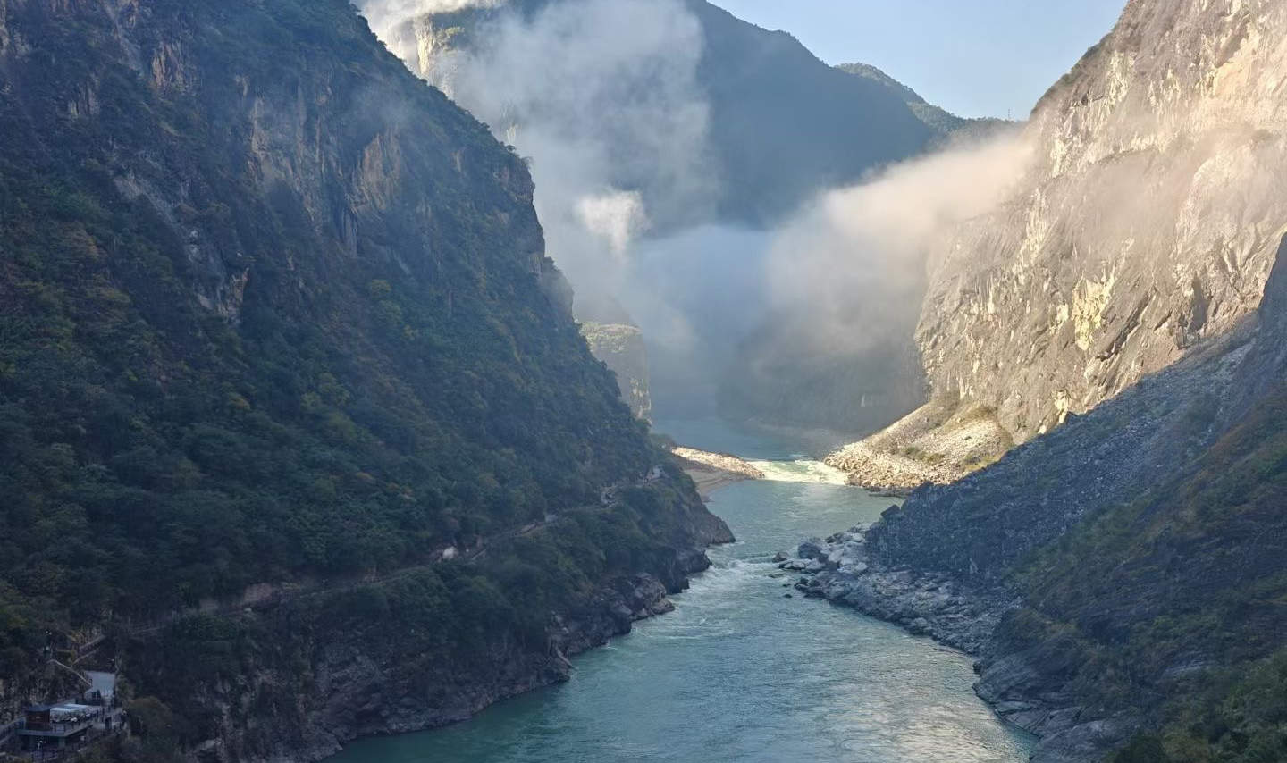 One-Day Tiger Leaping Gorge Tour in Shangri-La, Yunnan (Experience the ...