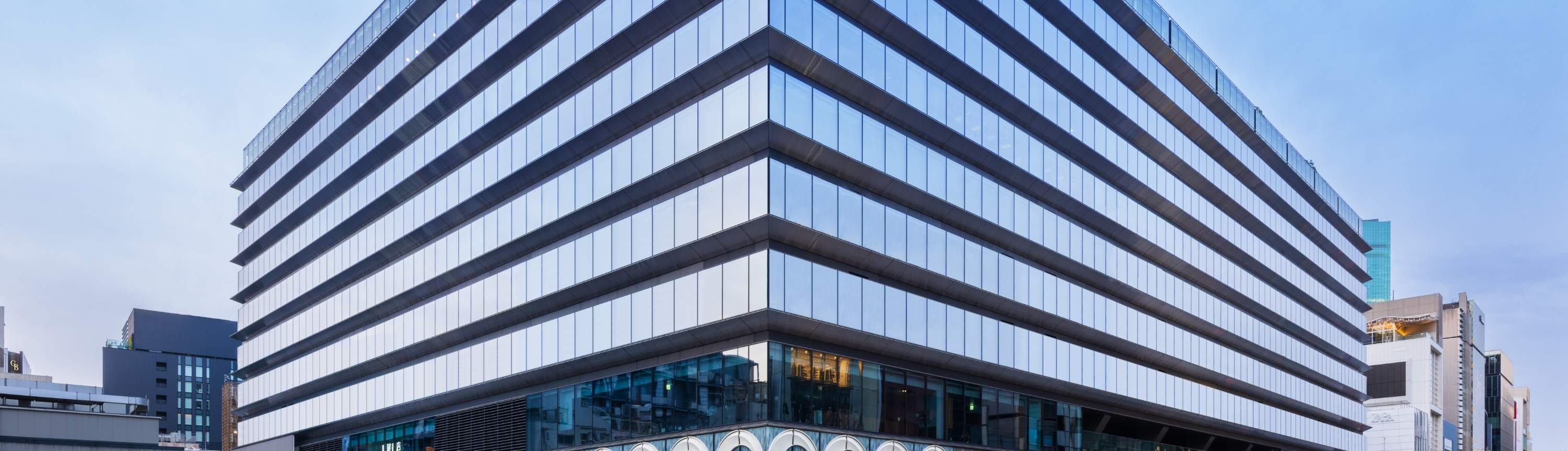 teamLab Planets TOKYO - Ginza Shuttle Bus One-Way Ticket - Klook United ...