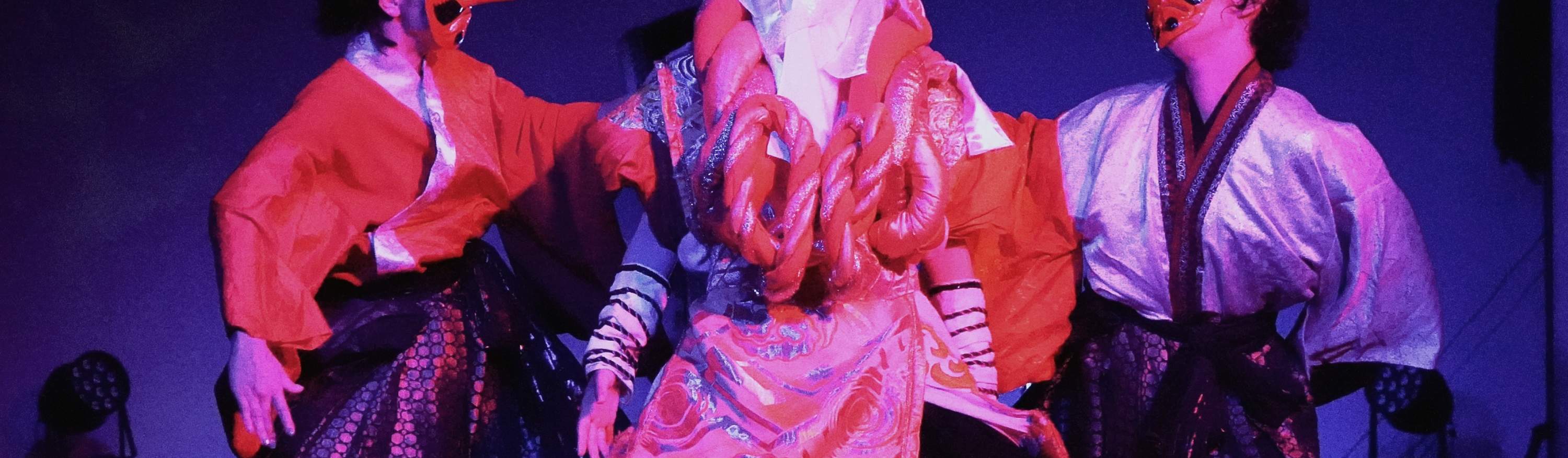 Tokyo: Japanese song and dance cultural performance at Tokyo Tower ...