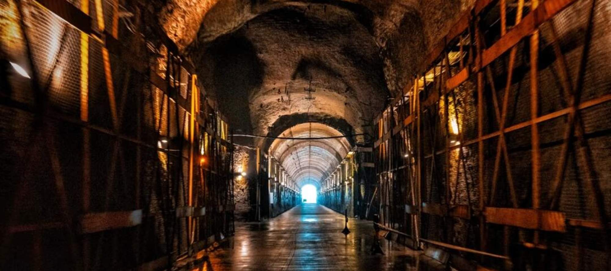 Chongqing Wulong Chinese and English Private Group 2-Day Tour (Natural ...