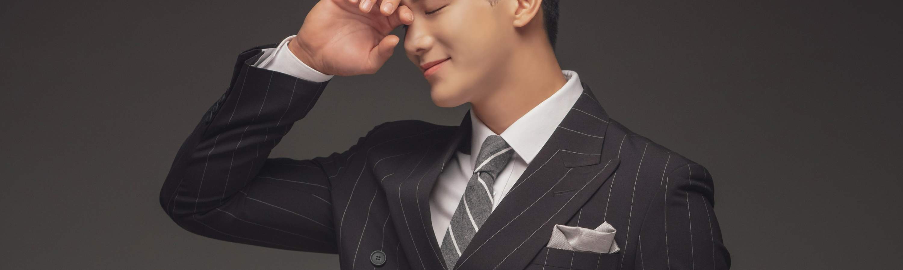 Studio Magazine Cover Profile Picture Experience - Klook Hong Kong