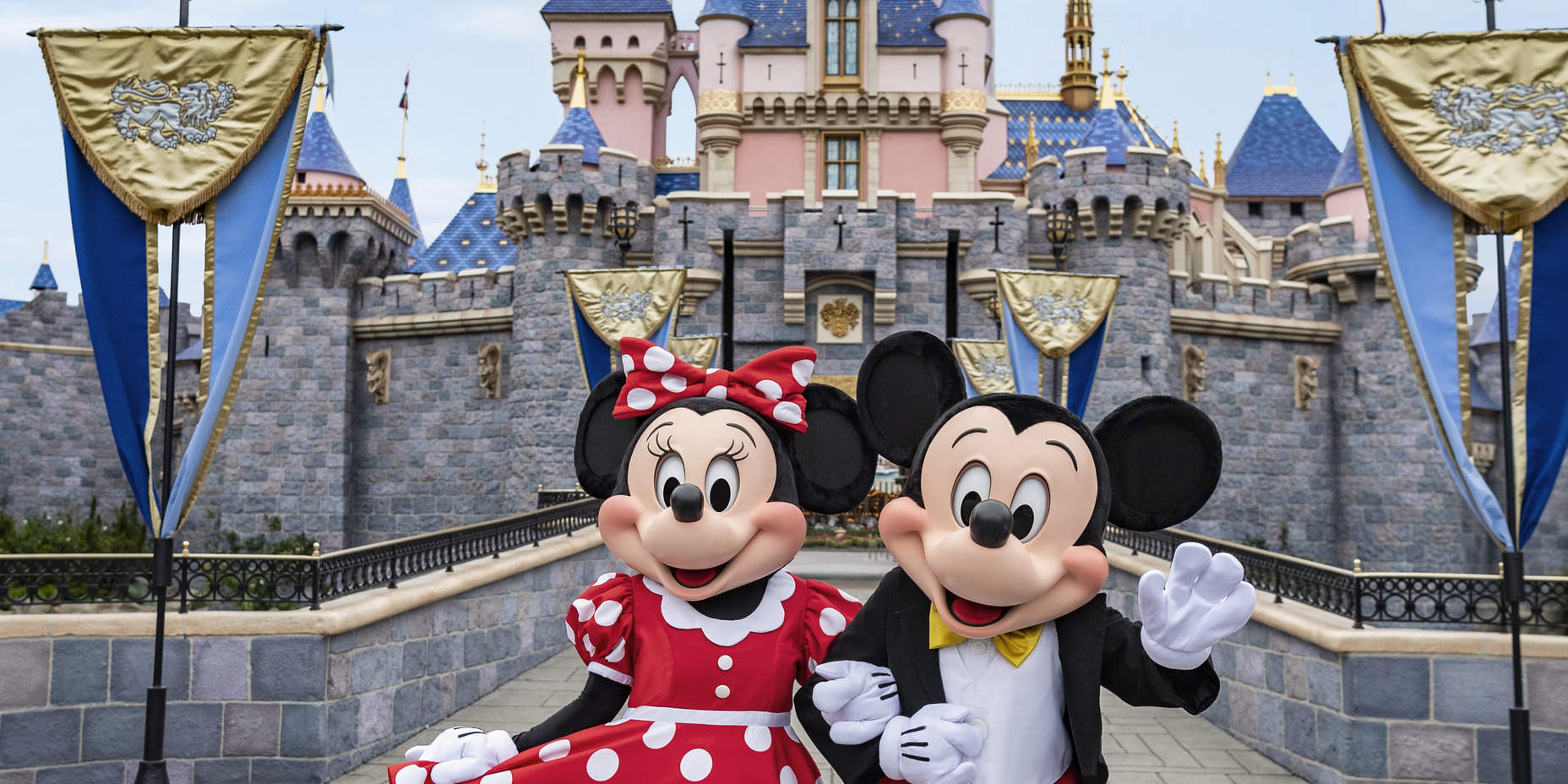 Disneyland Park and Disney California Adventure Tickets - Klook Singapore