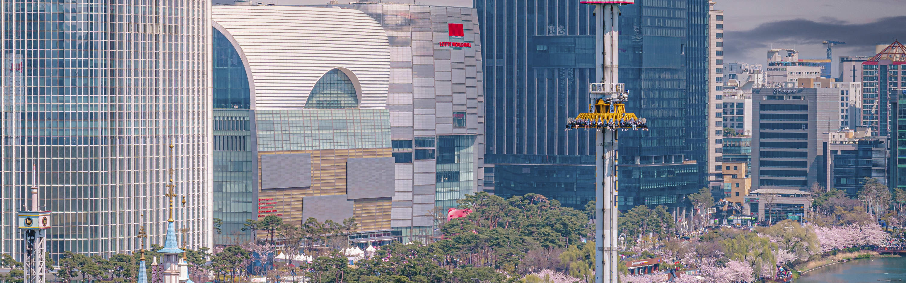 ULTRA LOTTE TOUR (Lotte Duty Free, Lotte World, Seoul Sky, Aquarium ...