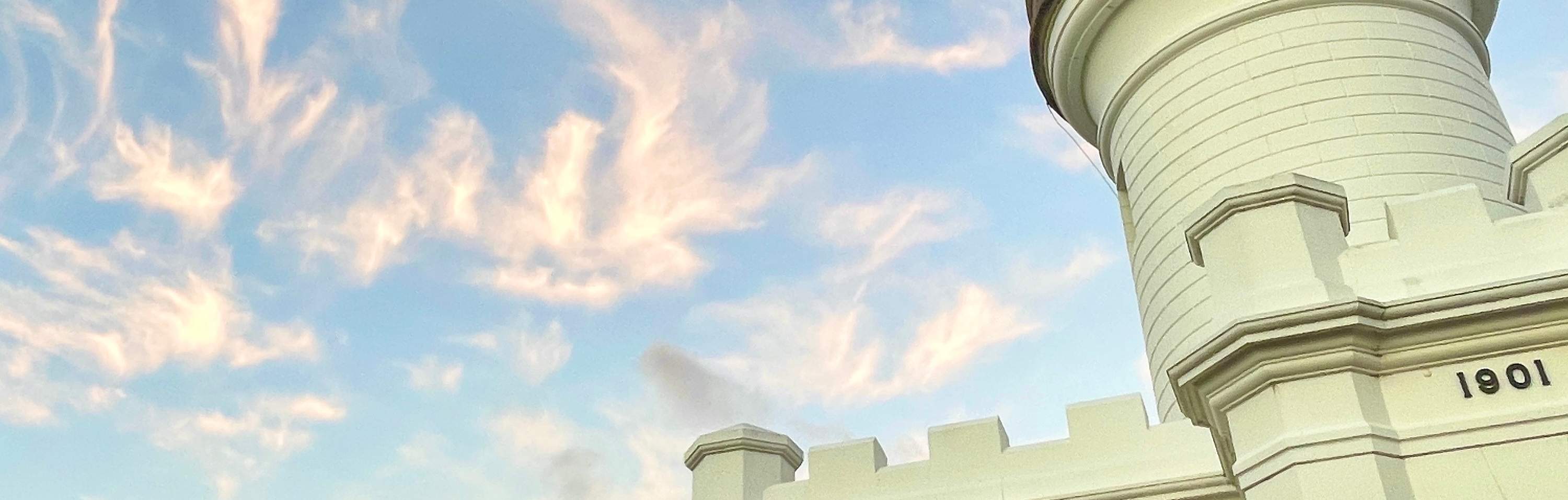 Byron Bay Day Tour: Lighthouse Sunset, The Farm and Hidden Trails ...