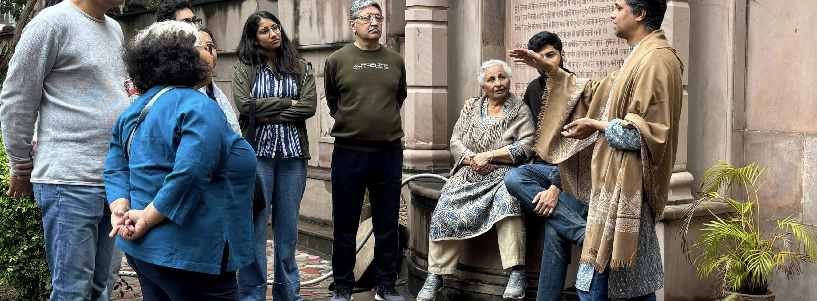 Varanasi Manikarnika Ghat and Old City Full Tour with English Guide ...